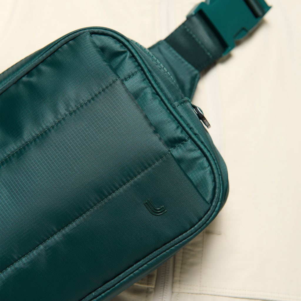 Lolë Unisex Handwarmer Belt Bag – RJP Wholesale